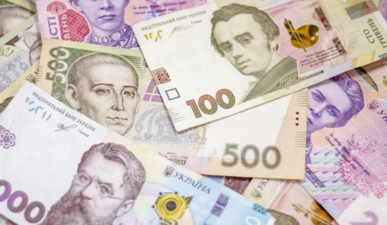 Хто з 1 січня отримає надбавку до зарплати — Finance Ua